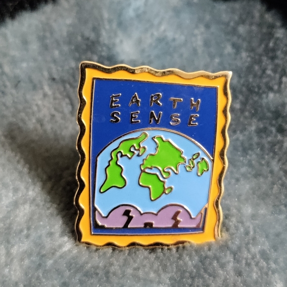 Vintage | Jewelry | Vintage Earth Sense Lapel Pin | Poshmark
